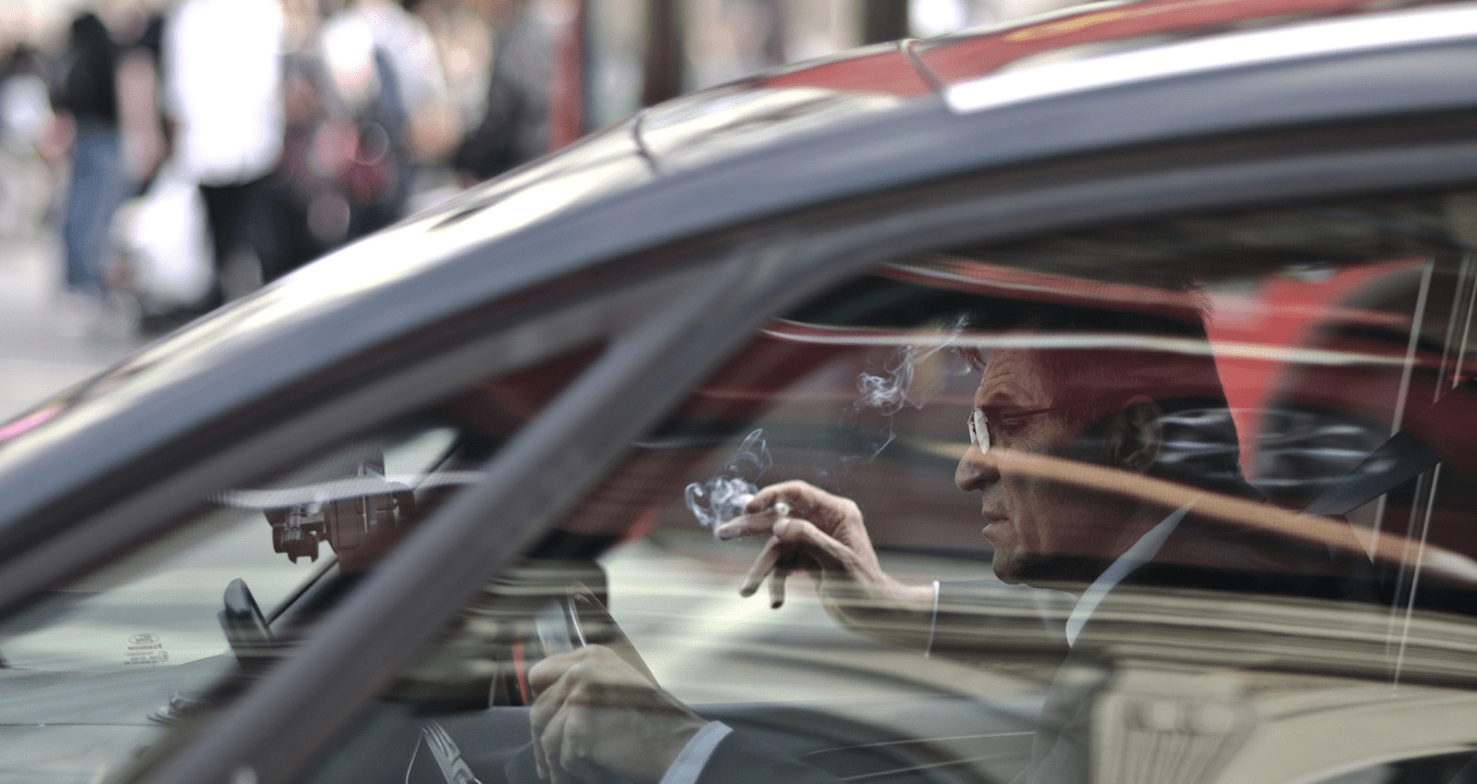 Smoking in vehicles is banned in NI from February - Red On line (COM)